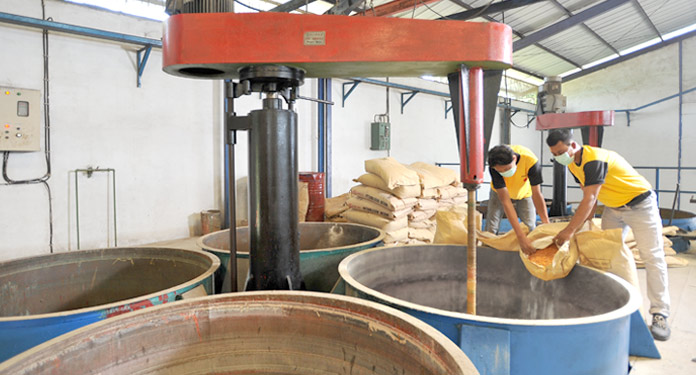 About Us - Boxer Paint